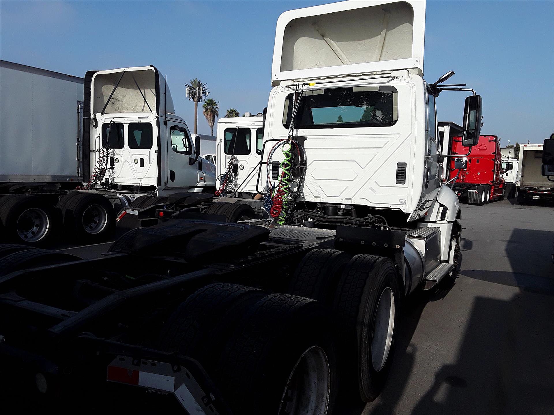 2016 International Prostar (For Sale) | Day Cab | #374765