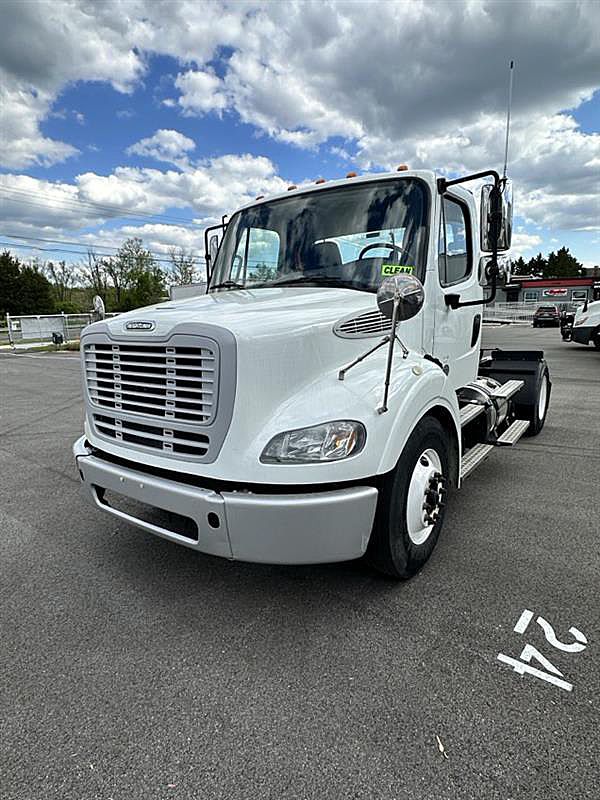2017 Freightliner M2 112 For Sale | Day Cab | #676093