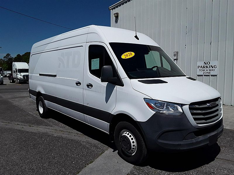 2020 Mercedes-Benz SPRINTER 3500 (For Sale) | Day Cab | #864286