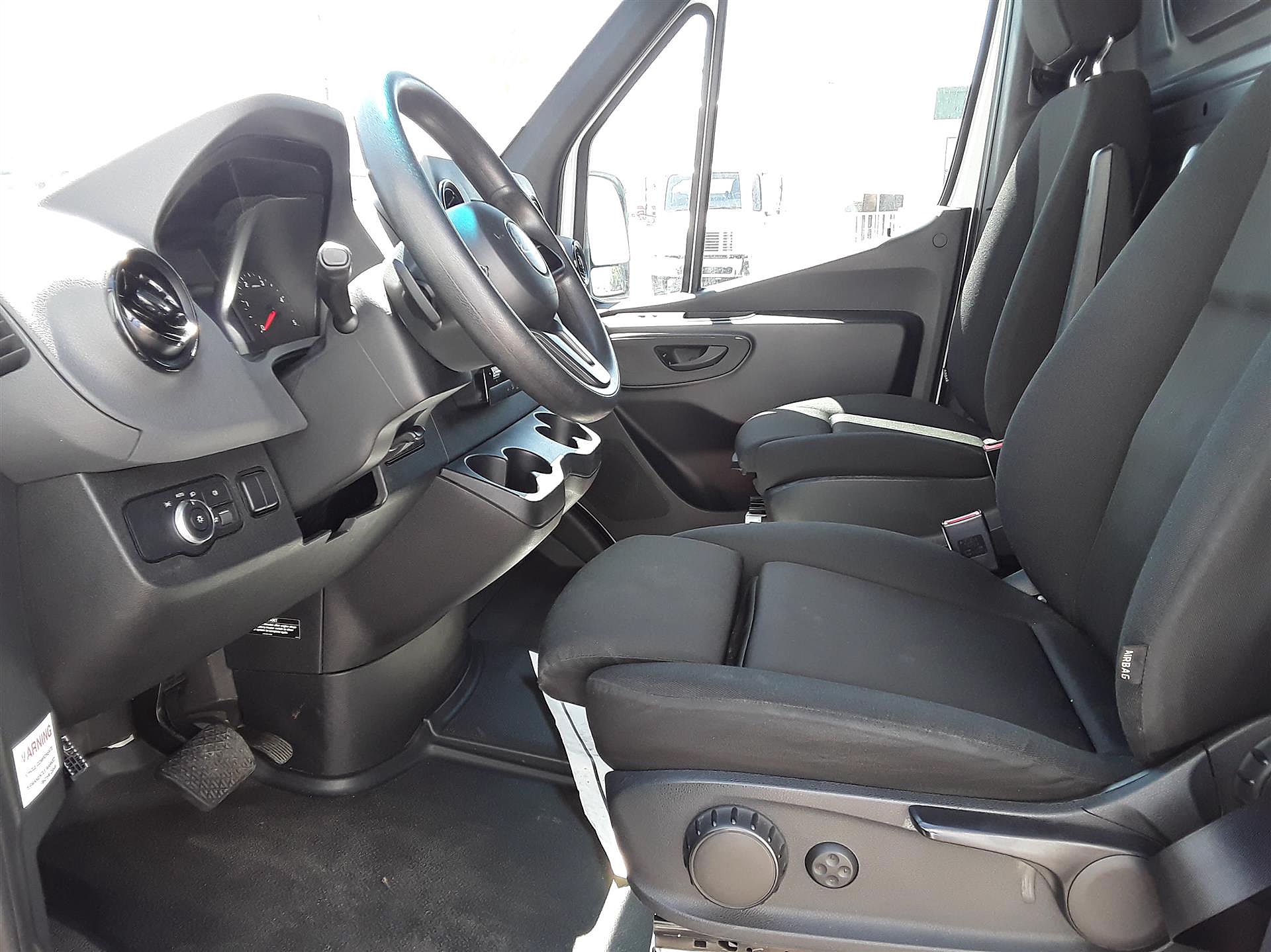 2020 Mercedes-Benz SPRINTER 3500 (For Sale) | Day Cab | #864286