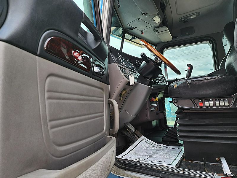2016 Peterbilt 389 (For Sale) | Day Cab | #D334468