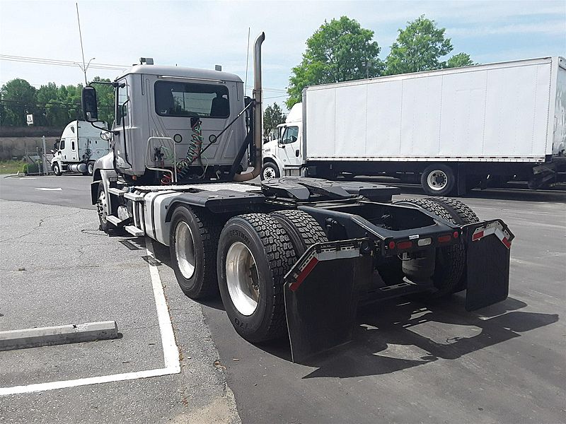 2017 Mack Pinnacle CXU600 (For Sale) | Day Cab | #677418
