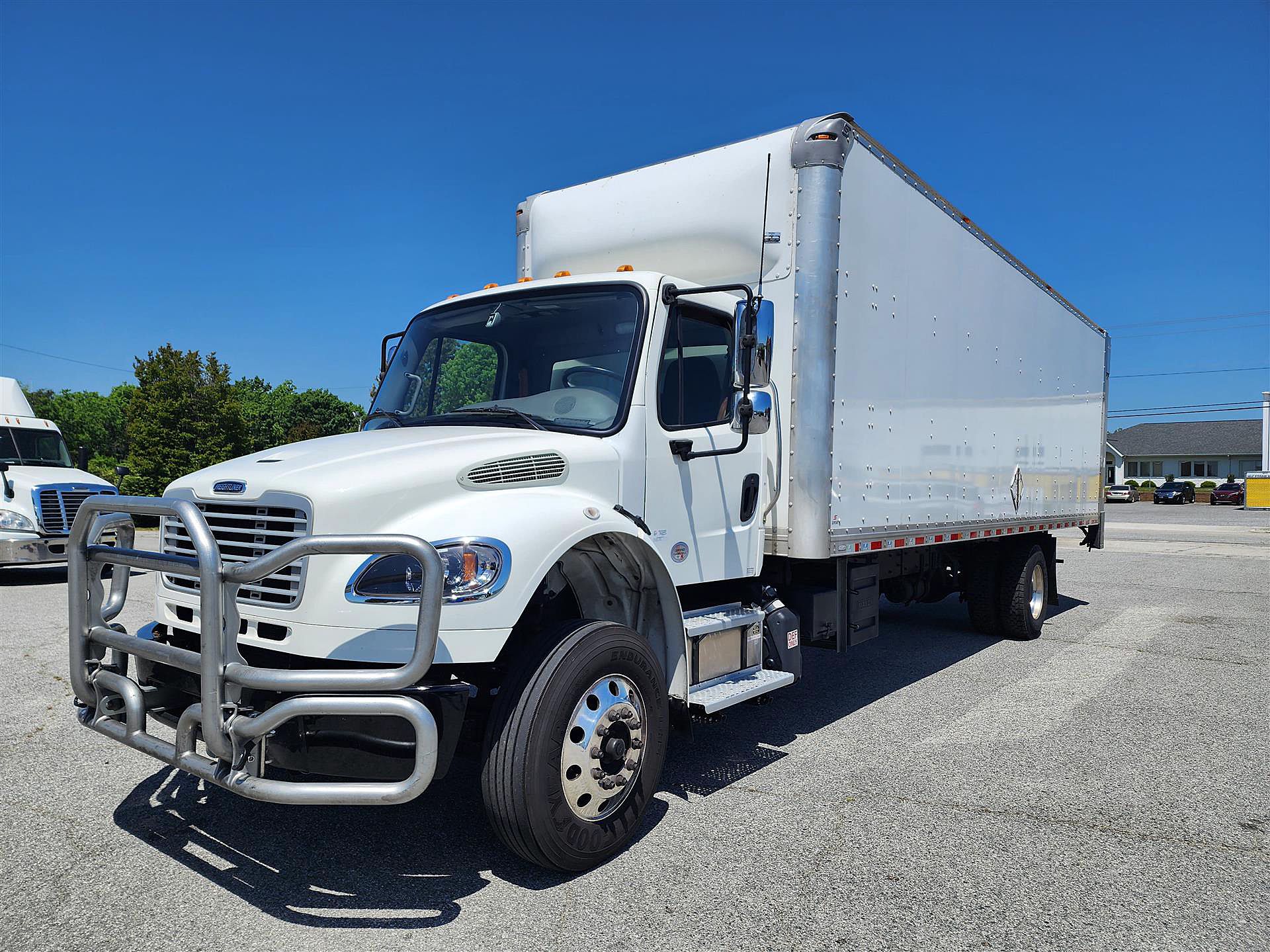 2020 Freightliner M2 106 For Sale | 26' Box | #270370