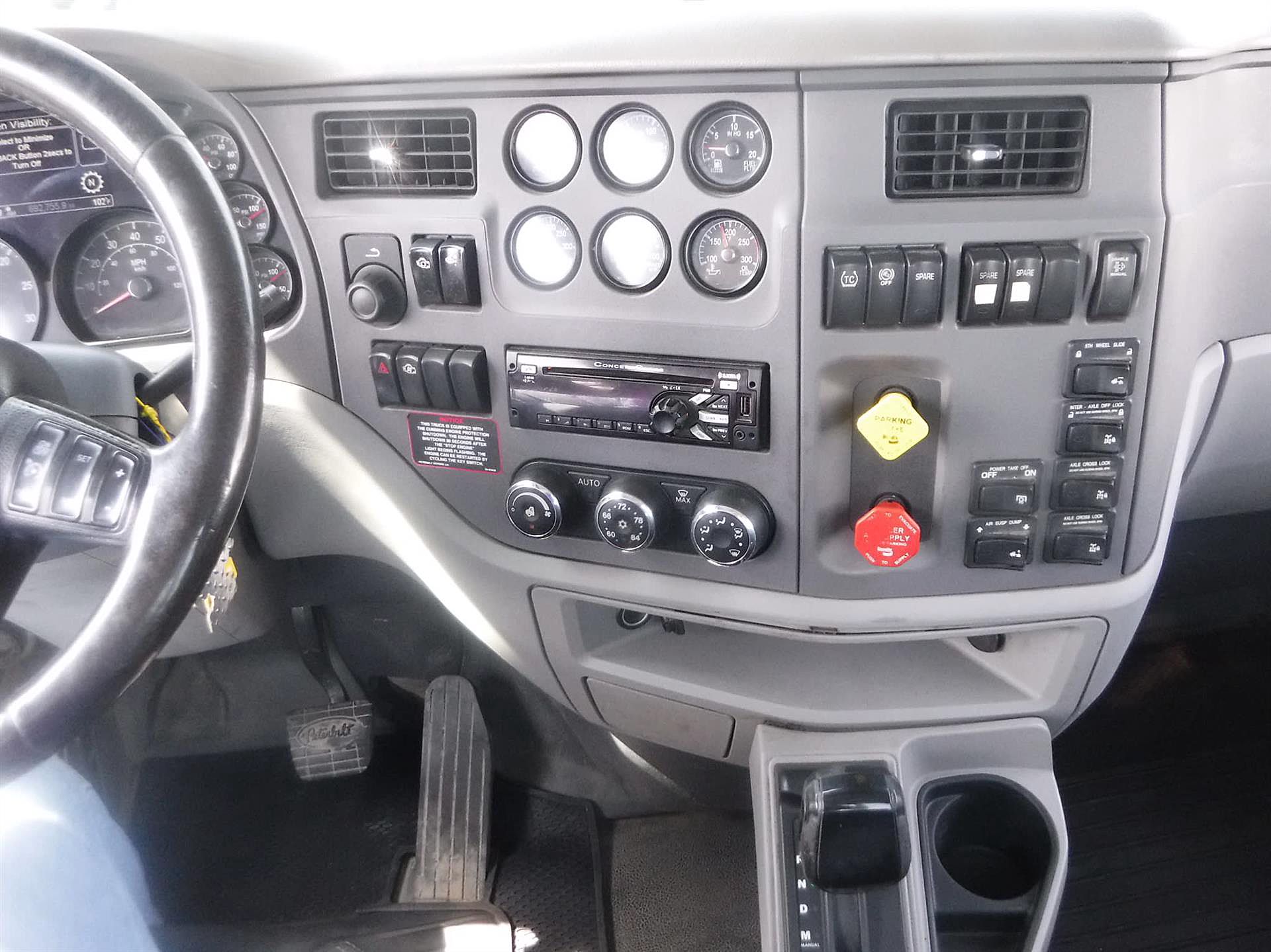 2017 Peterbilt 579 For Sale | Day Cab | #667480