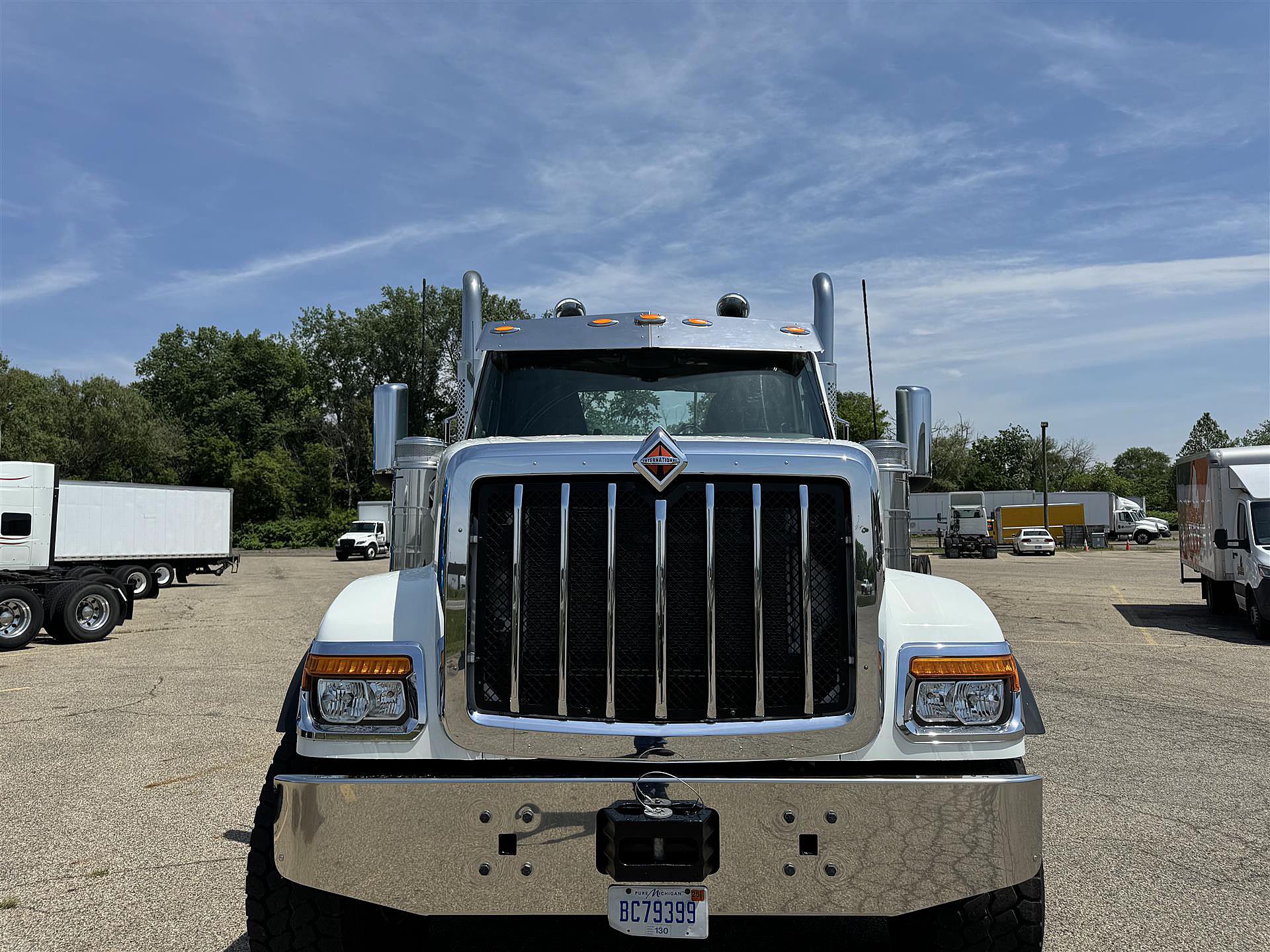 2022 International HX520 (For Sale) | Day Cab | # N2622