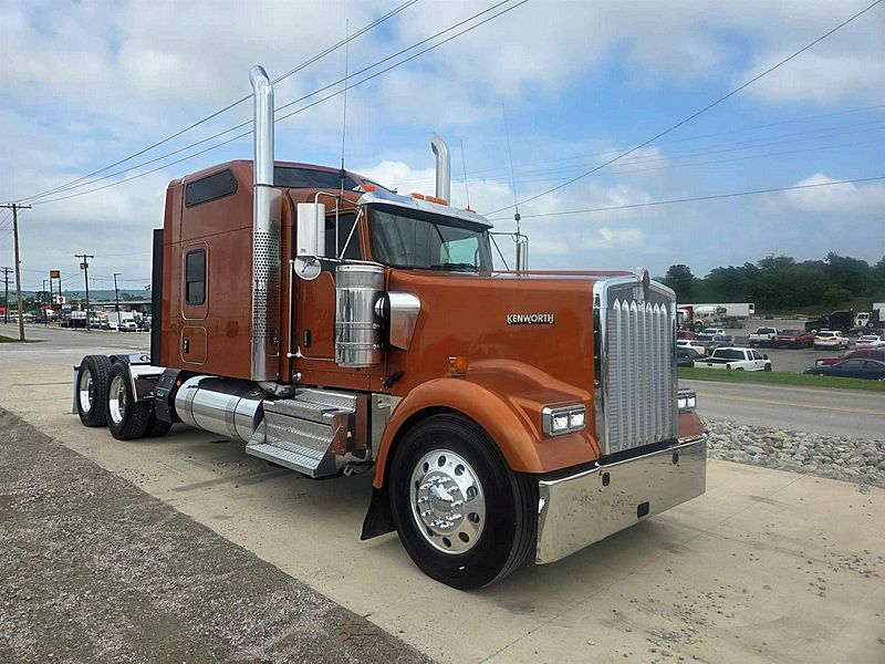 2018 Kenworth W900L (For Sale) | 86" Sleeper | #0572932