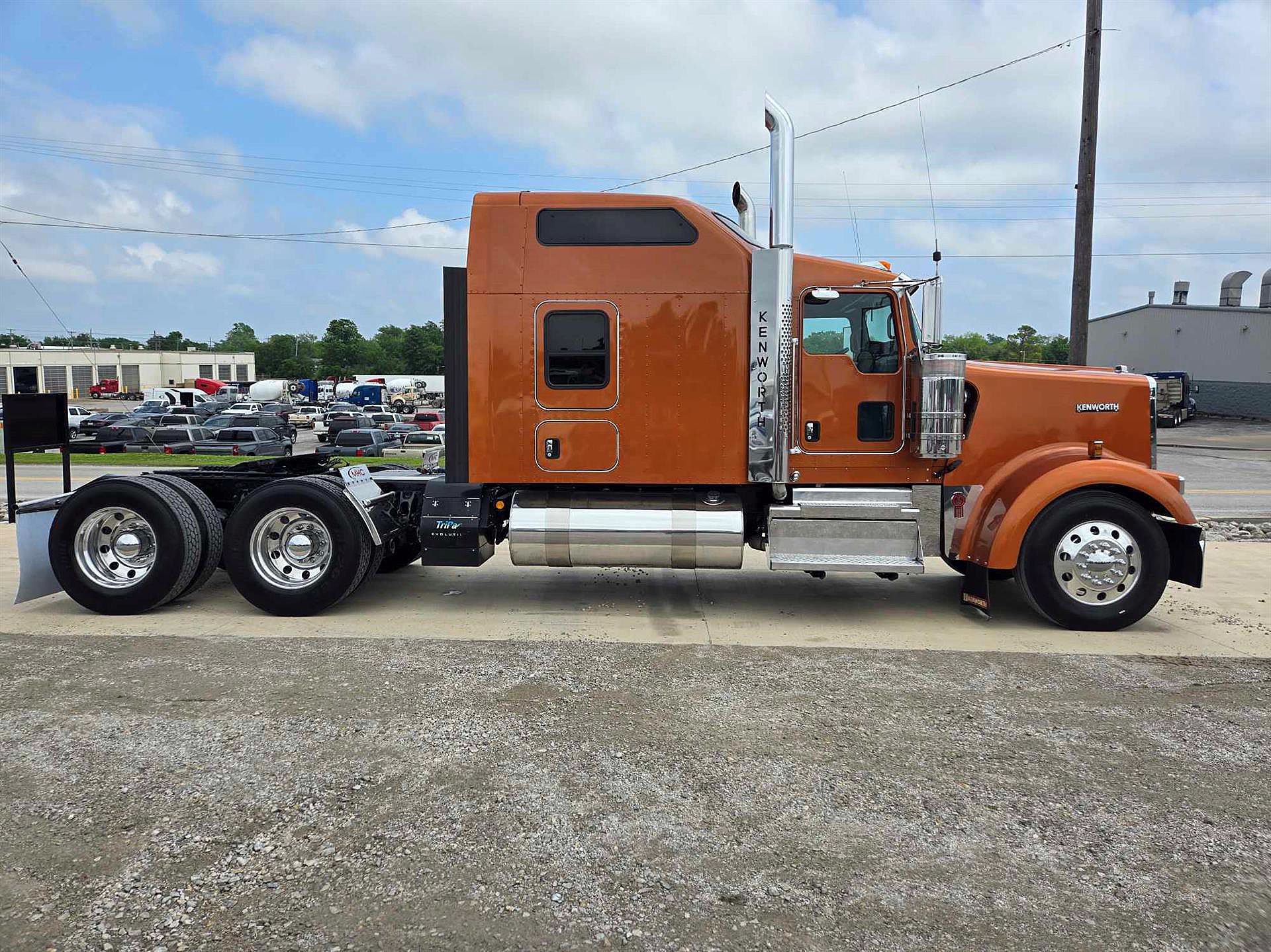 2018 Kenworth W900L (For Sale) | 86" Sleeper | #0572932