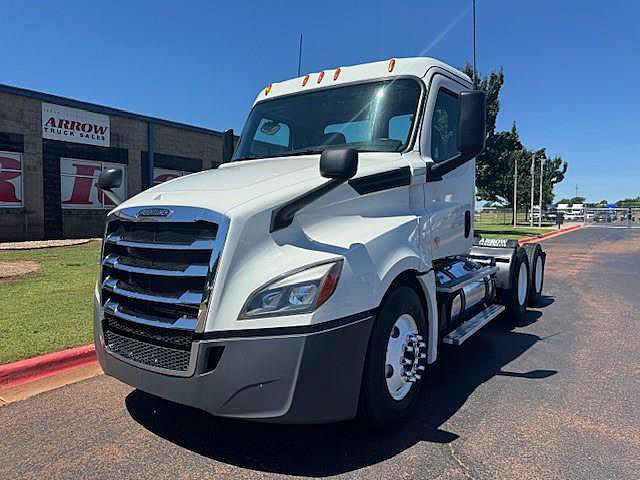 2018 Freightliner CASCADIA For Sale | NON Sleeper | #264964