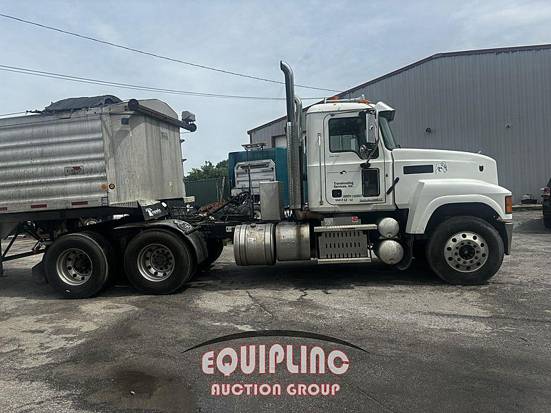 2013 Mack Pinnacle CHU613 DAYCAB For Sale | Day Cab | #CEH013907
