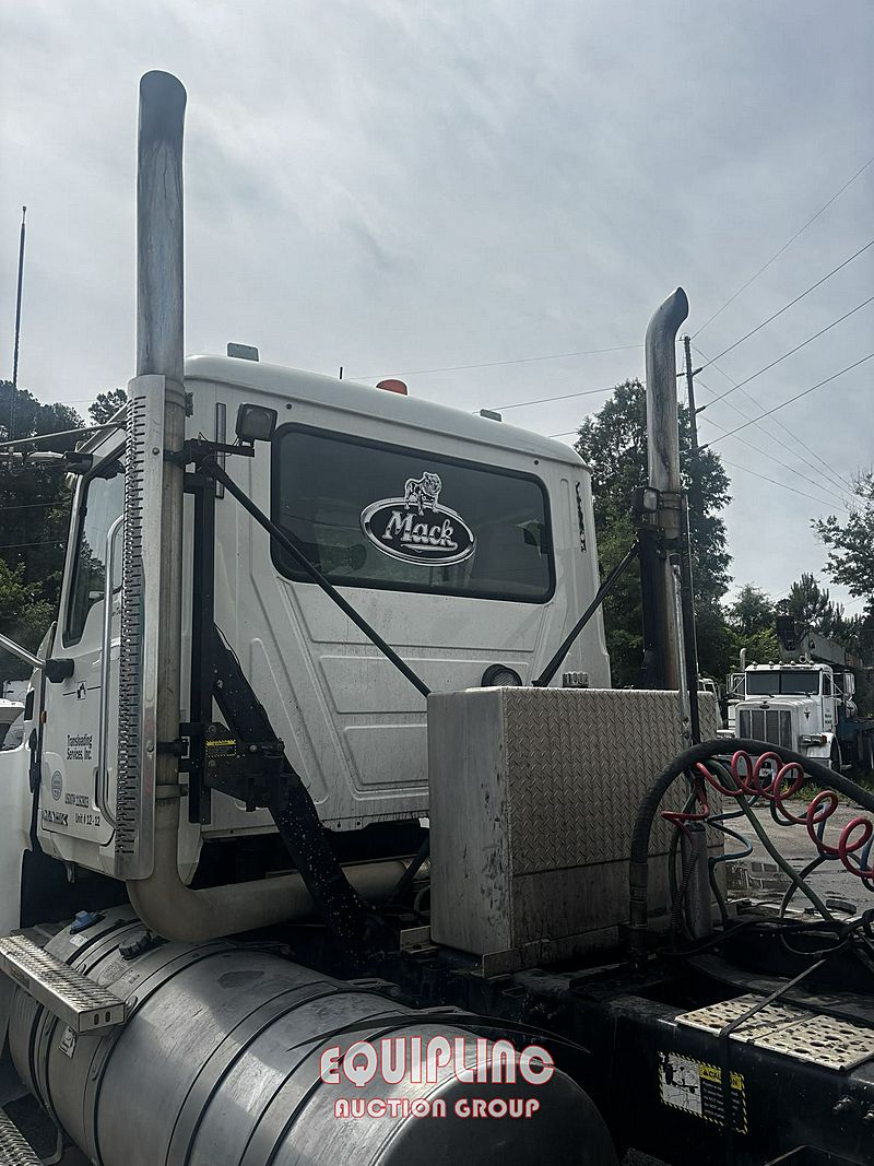 2013 Mack Pinnacle CHU613 DAYCAB For Sale | Day Cab | #CEH013907