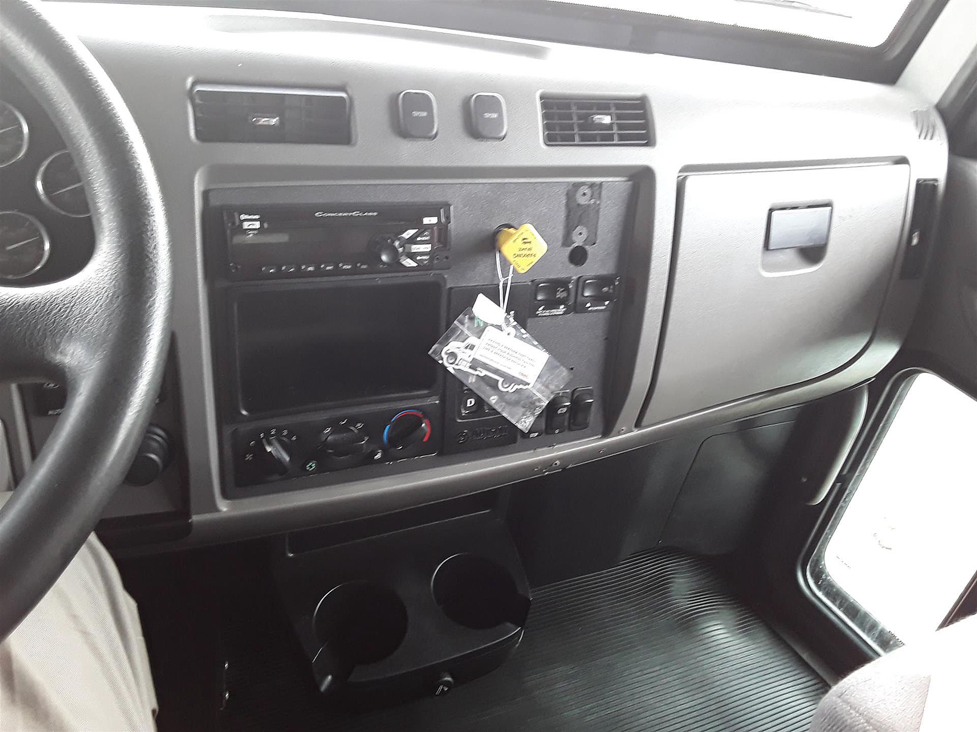 2019 Peterbilt 348 (For Sale) | Day Cab | #860200