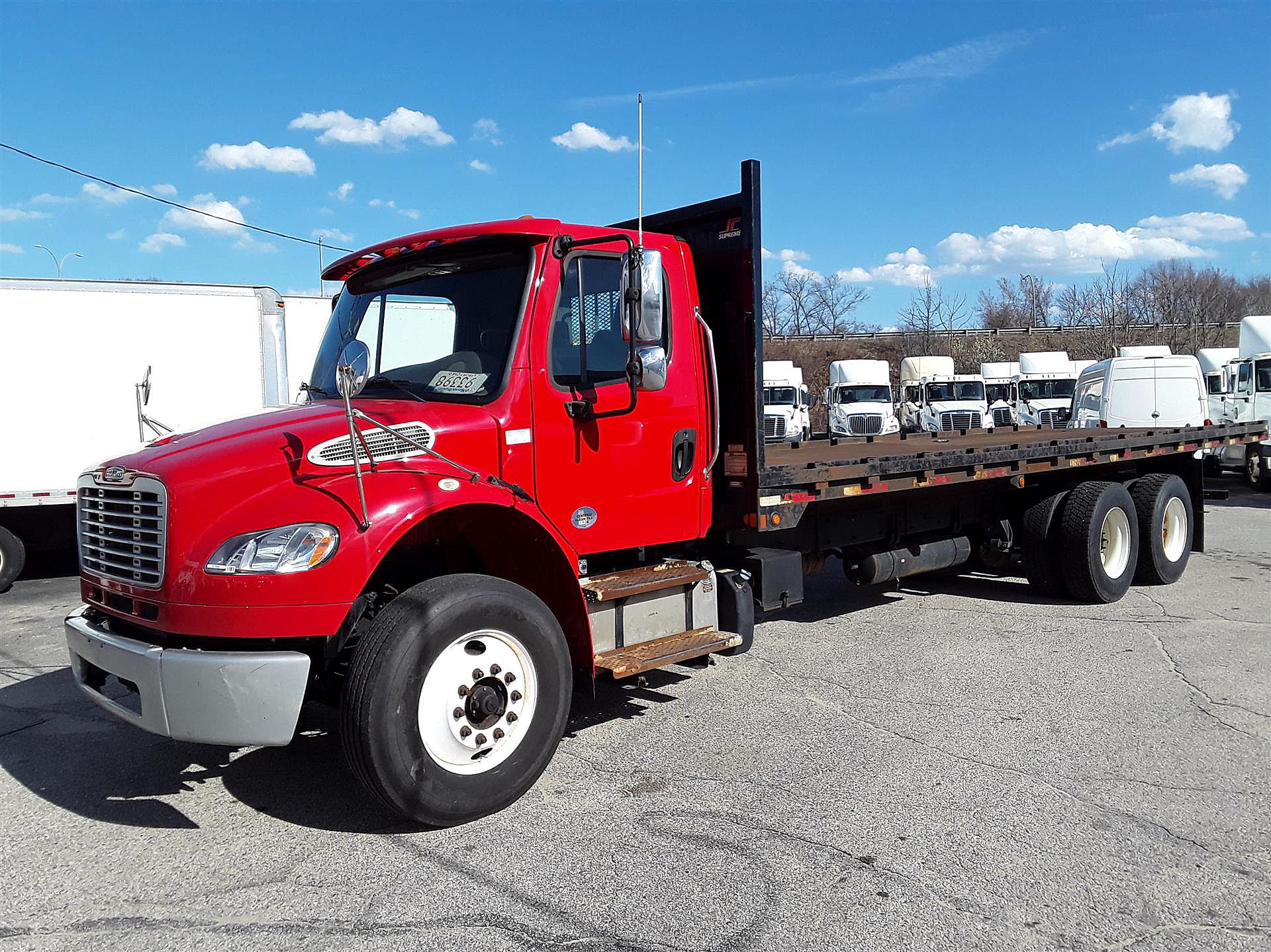 2017 Freightliner M2 106 (For Sale) | Day Cab | #672990