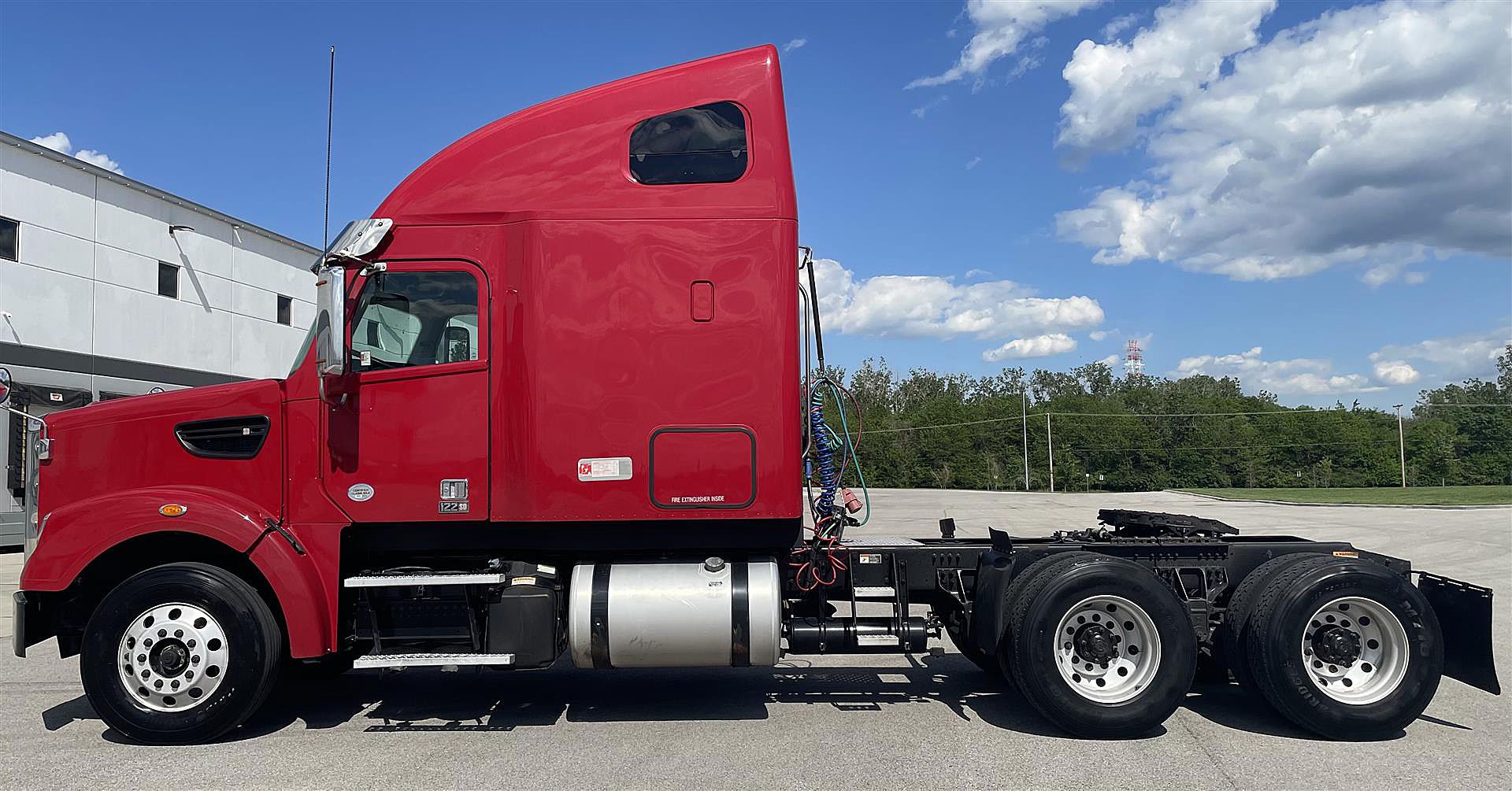 2018 Freightliner Coronado SD 122 For Sale | 72" Sleeper | #8434