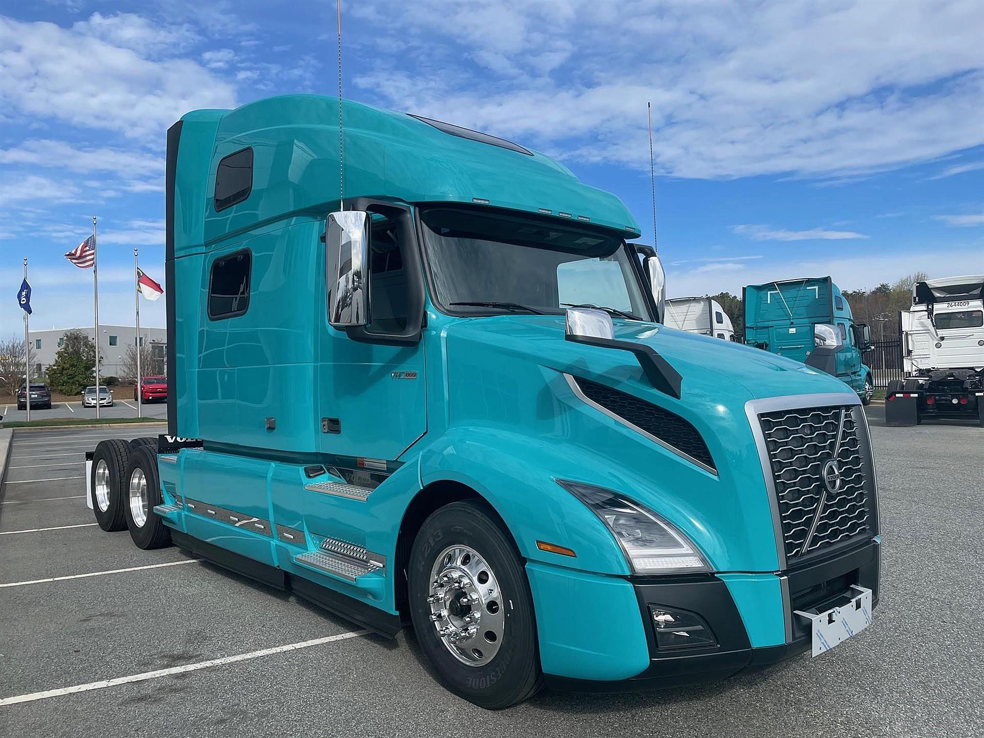 2024 Volvo VNL 860 For Sale | 77" Sleeper | #1202853