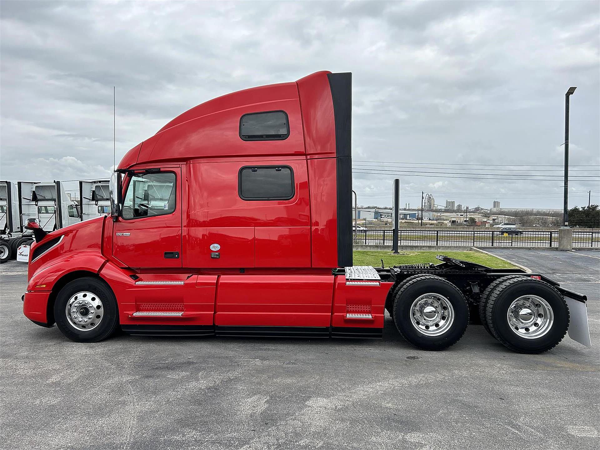 2021 Volvo VNL 860 For Sale | Raised Roof Sleeper Sleeper | #1210795