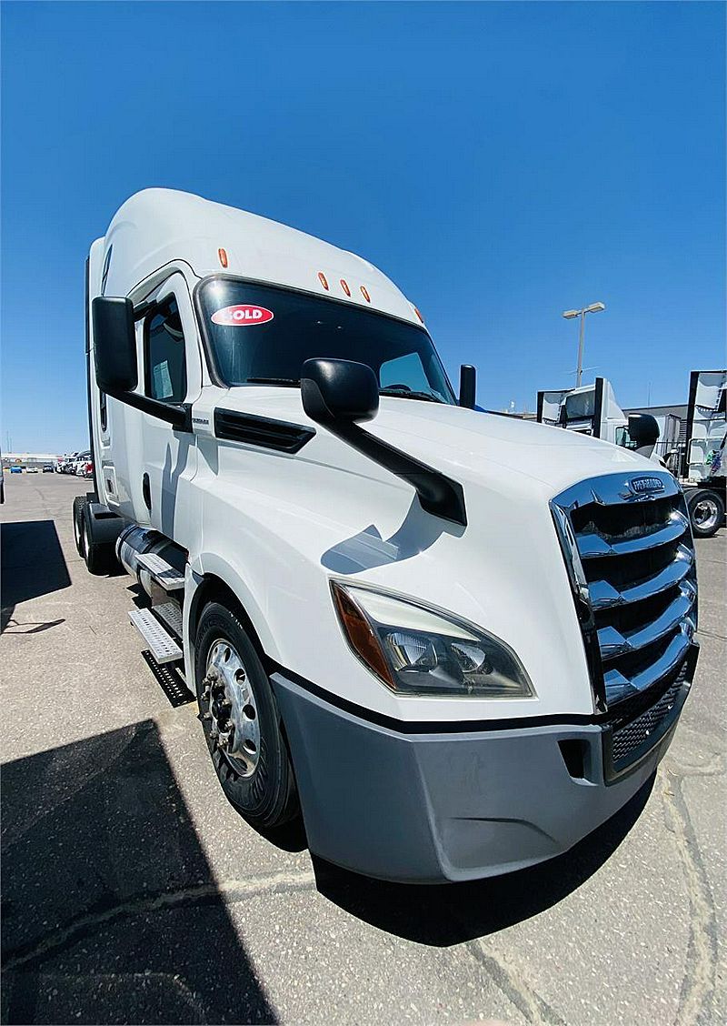 2018 Freightliner CASCADIA 126 For Sale | Raised Roof Sleeper Sleeper ...