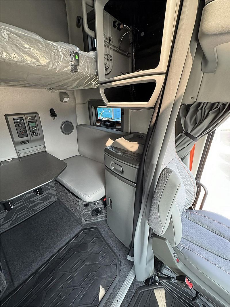 2024 Volvo VNL 760 For Sale | 70" Sleeper | #1202433