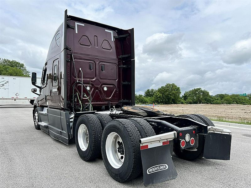 2021 Freightliner CASCADIA 126 For Sale | Raised Sleeper | #8470