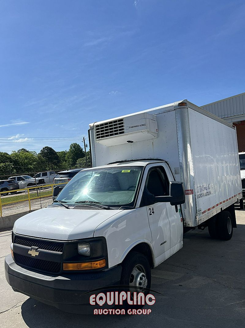 2017 Chevrolet EXPRESS (For Sale) | 14' Box | #CRV001894