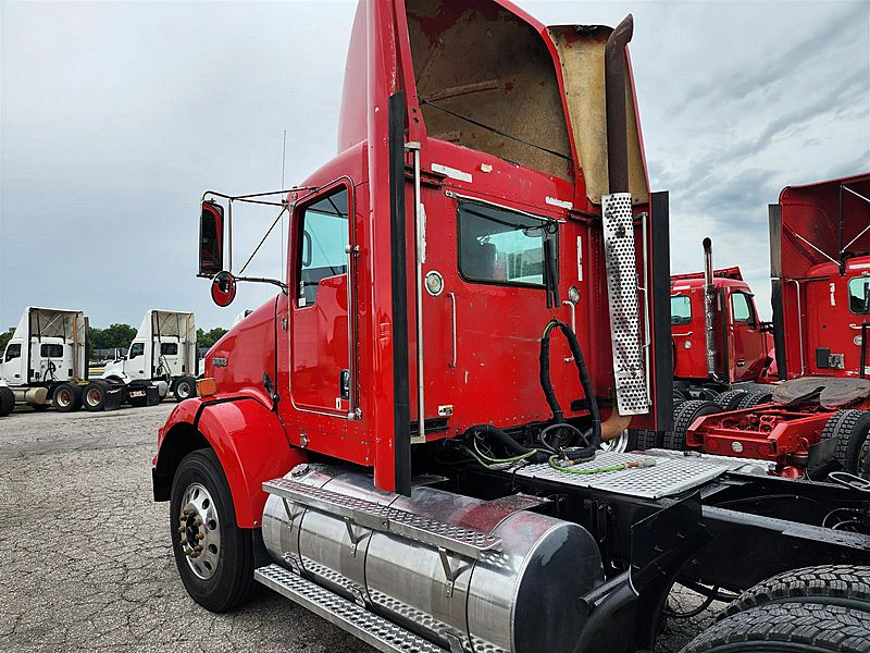 2011 Kenworth T800 For Sale | Day Cab | #6*204