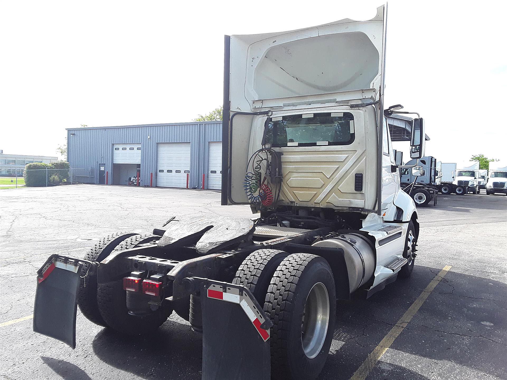 2016 International Prostar (For Sale) | Day Cab | #660935