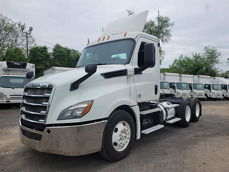 2019 Freightliner NEW CASCADIA PX12664 For Sale | Day Cab | #876659