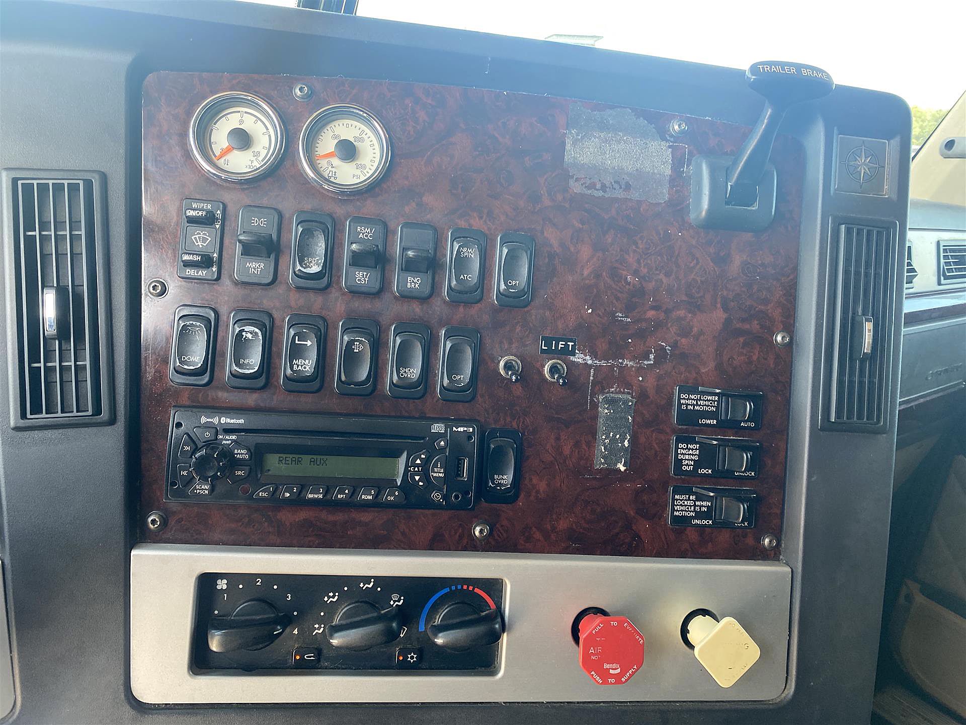 2014 Freightliner Coronado For Sale | 63" Sleeper | #14369