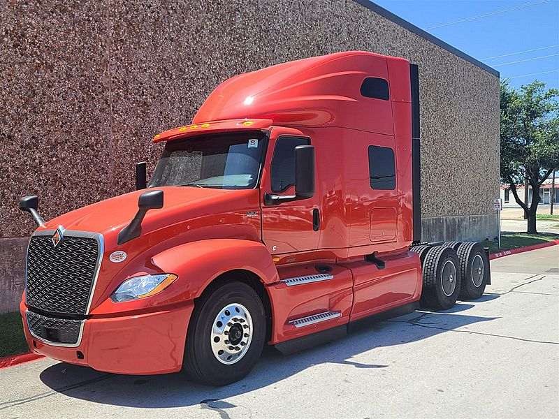 2025 International LT625 For Sale | 73" Sleeper | #060384