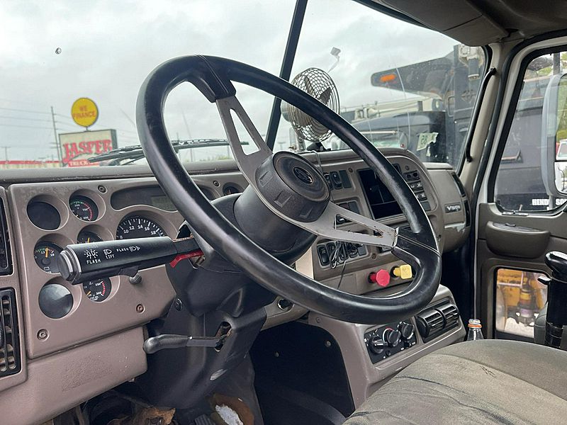 2005 Mack Pinnacle CXN613 For Sale | Roll-Off | # 14472