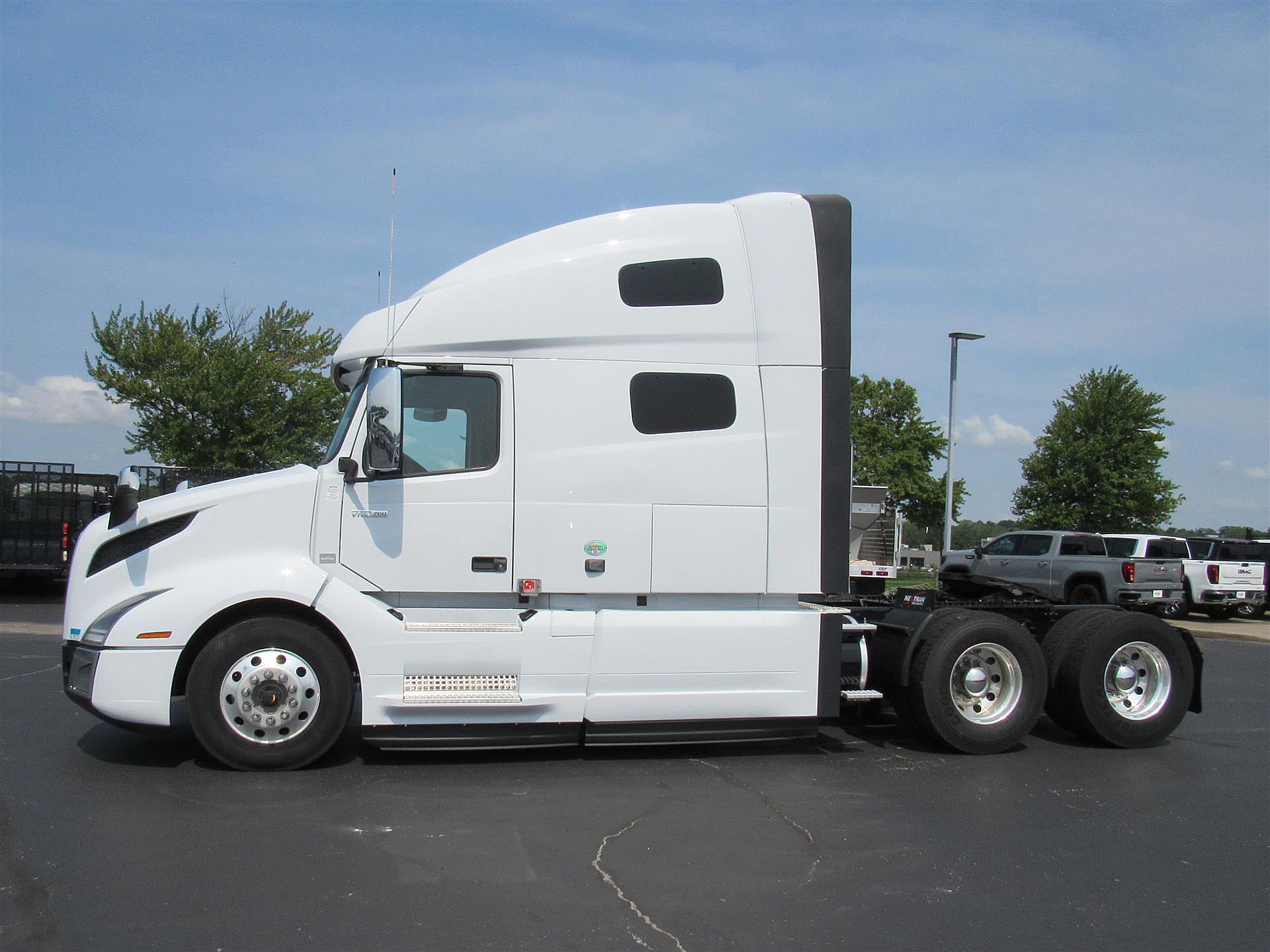 2021 Volvo VNL 760 (For Sale) | Sleeper Truck | #22HU600594