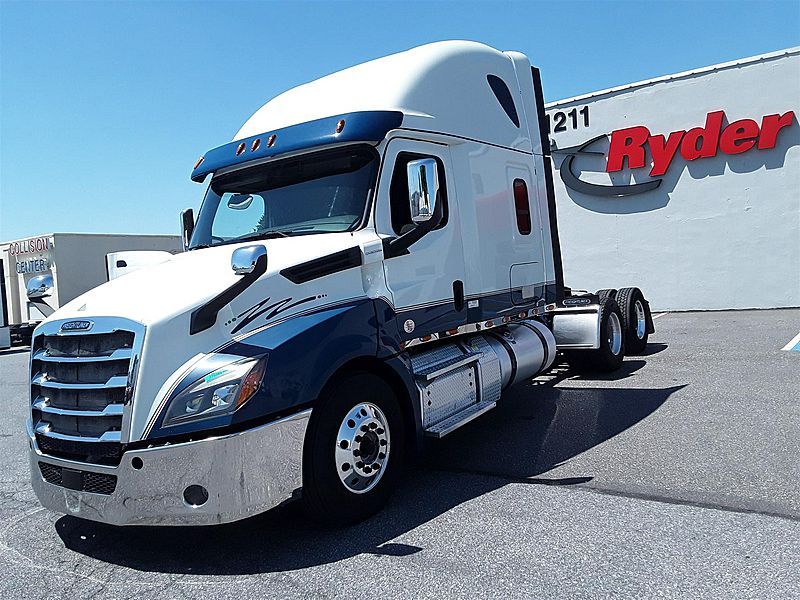 2018 Freightliner NEW CASCADIA PX12664 (For Sale) | 72" Sleeper | #775389
