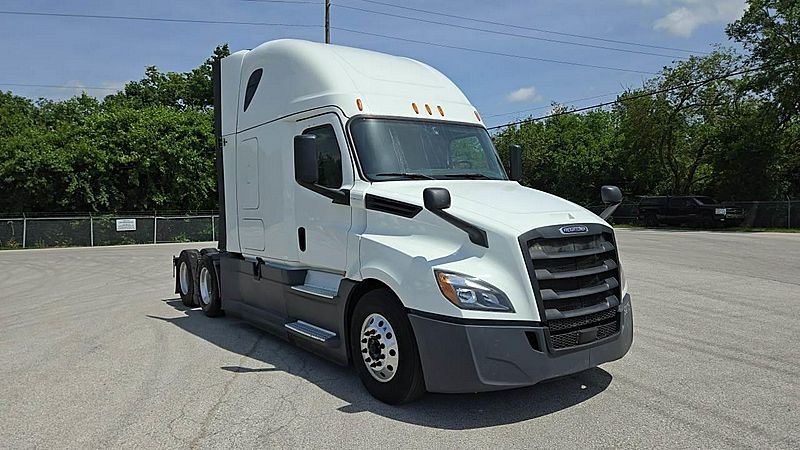 2020 Freightliner Cascadia For Sale | Sleeper Truck | #50175