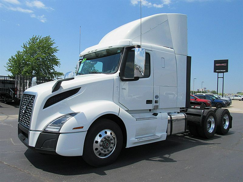 2020 Volvo VNL 400 (For Sale) | Sleeper Truck | #22HU234539