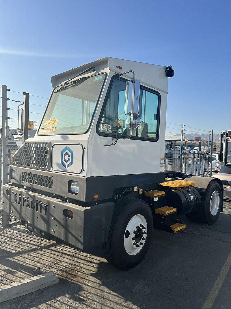 2023 Capacity TJ5000 For Sale | Yard Spotter | #PL041010