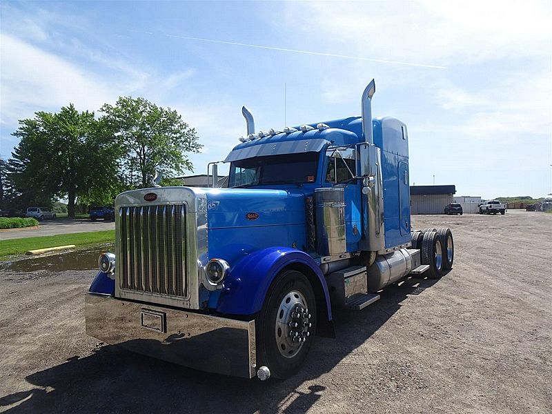 2000 Peterbilt 379 (For Sale) | 60" Sleeper | #10446