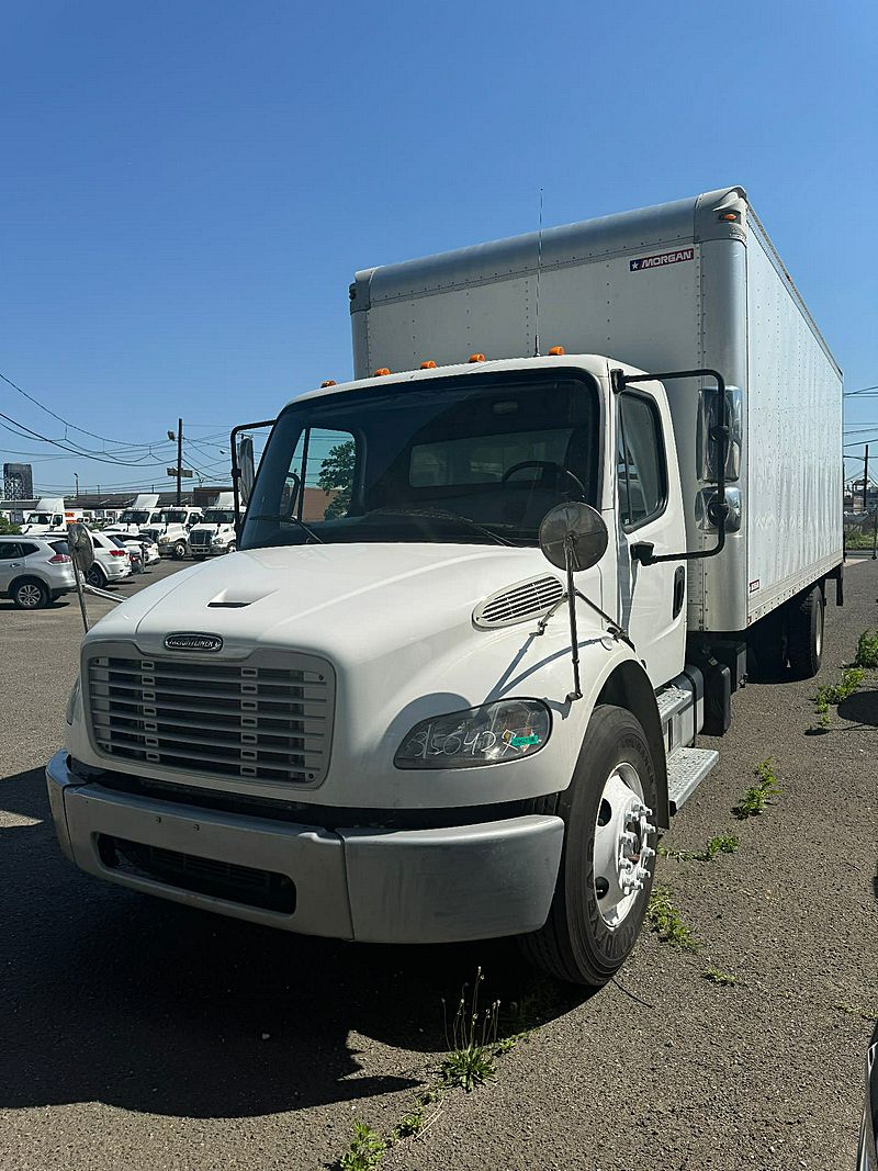 2015 Freightliner M2 106 For Sale | 24' Box | #350427