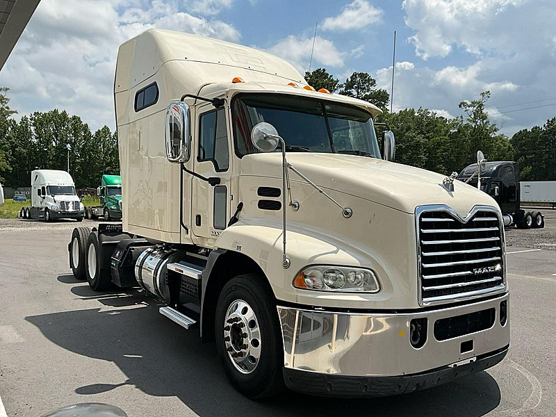 2018 Mack Pinnacle For Sale | Sleeper Truck | #AJM089526