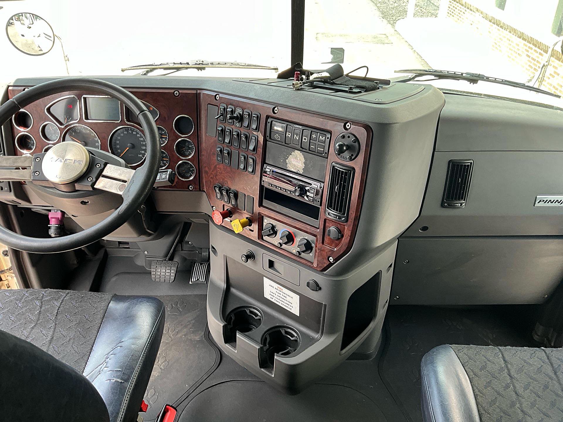 2018 Mack Pinnacle For Sale | Sleeper Truck | #AJM089526