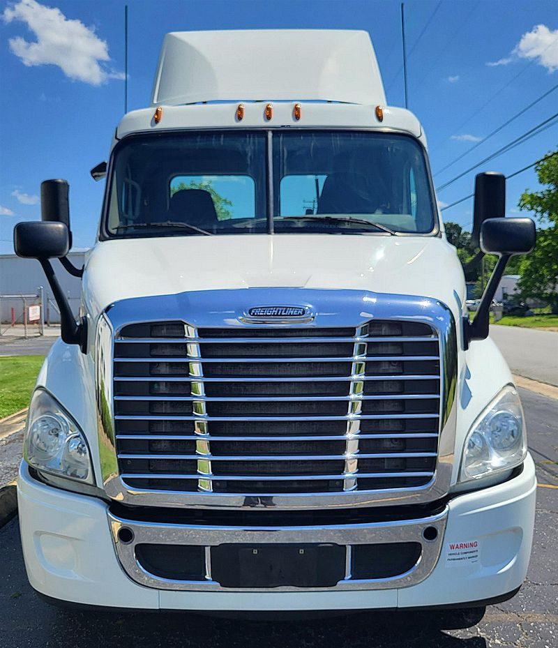 2016 Freightliner CASCADIA 113 For Sale | Day Cab | #660641