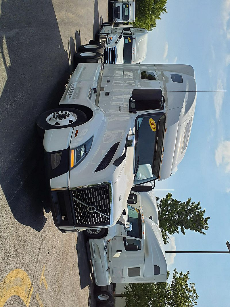 2019 Volvo VNL 670 (For Sale) | 61" Sleeper | #807841