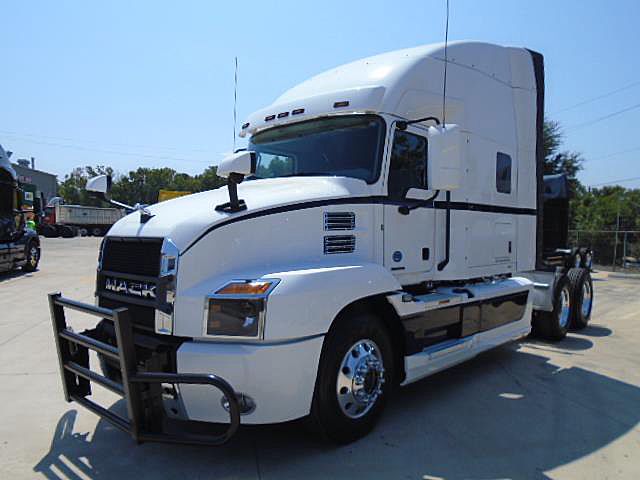 2020 Mack Anthem For Sale | 70" Sleeper | # 182744