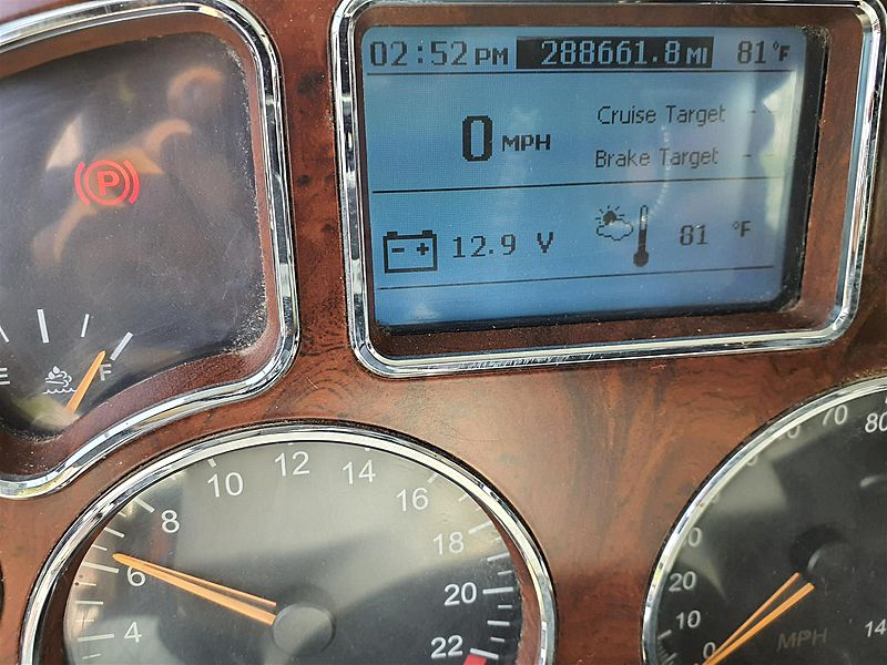 2017 Mack Pinnacle CXU600 (For Sale) | Day Cab | #677430