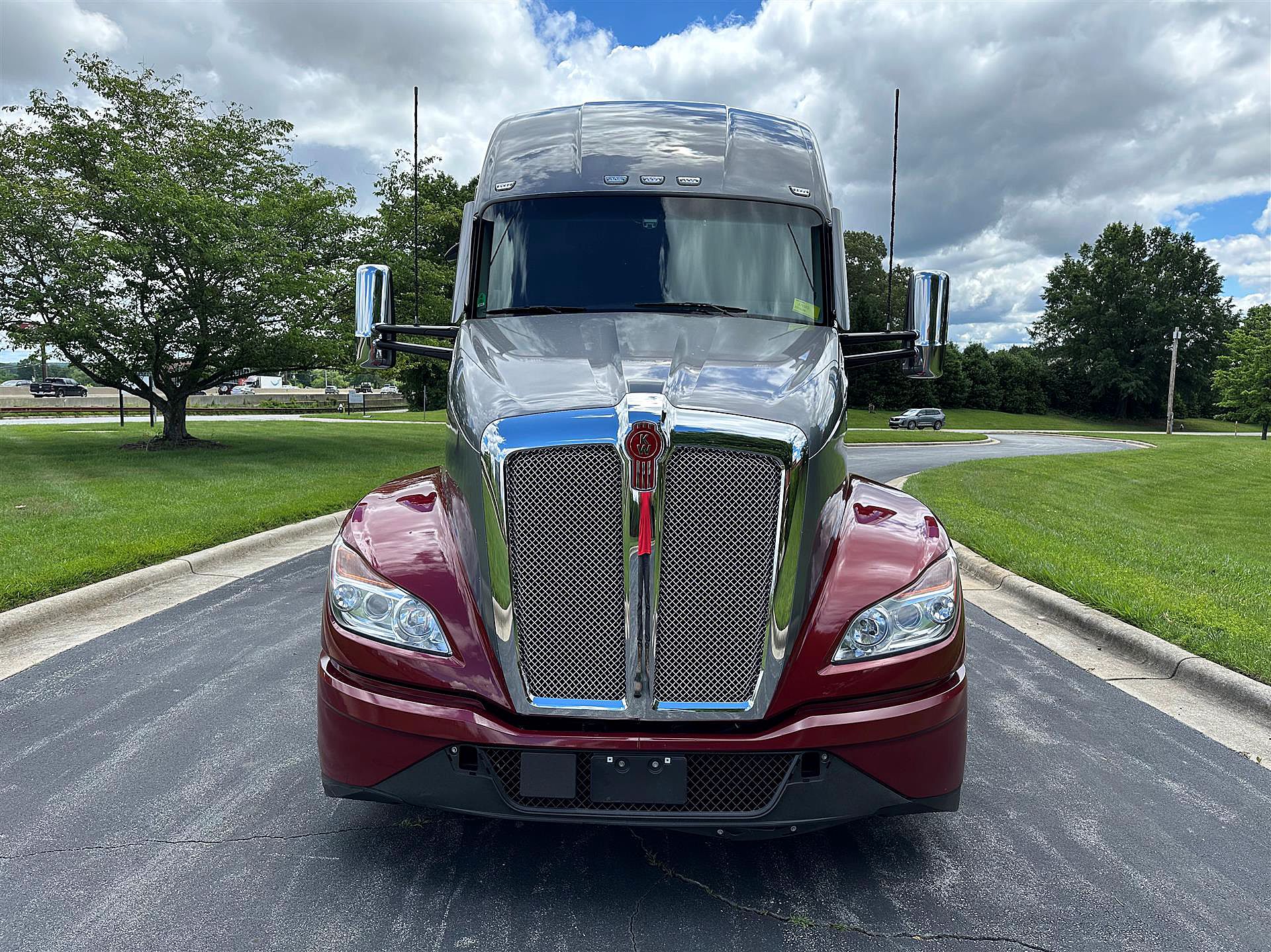 2023 Kenworth T680 (For Sale) | 76" Sleeper | #0575296