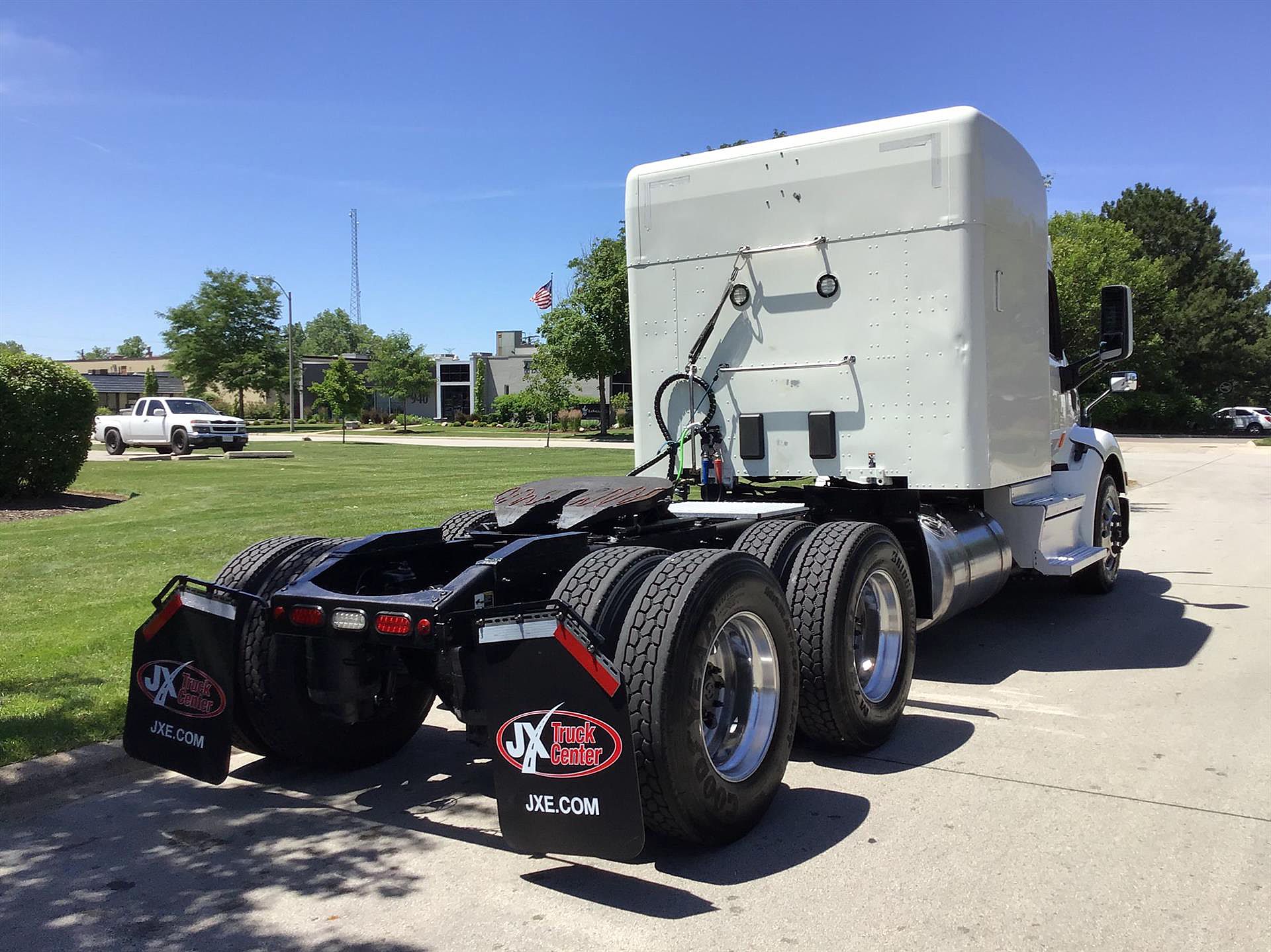 2019 Peterbilt 579 For Sale | 72" Sleeper | #8679407