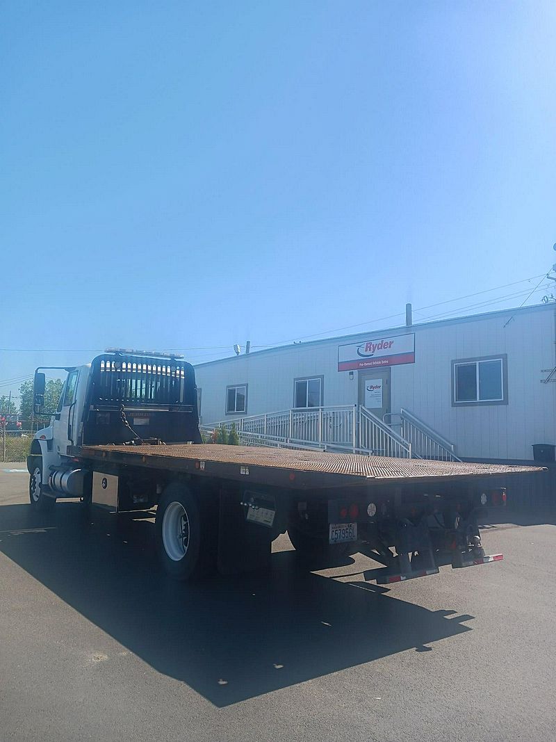 2018 International DuraStar 4300 For Sale | 24' Box | # 262395
