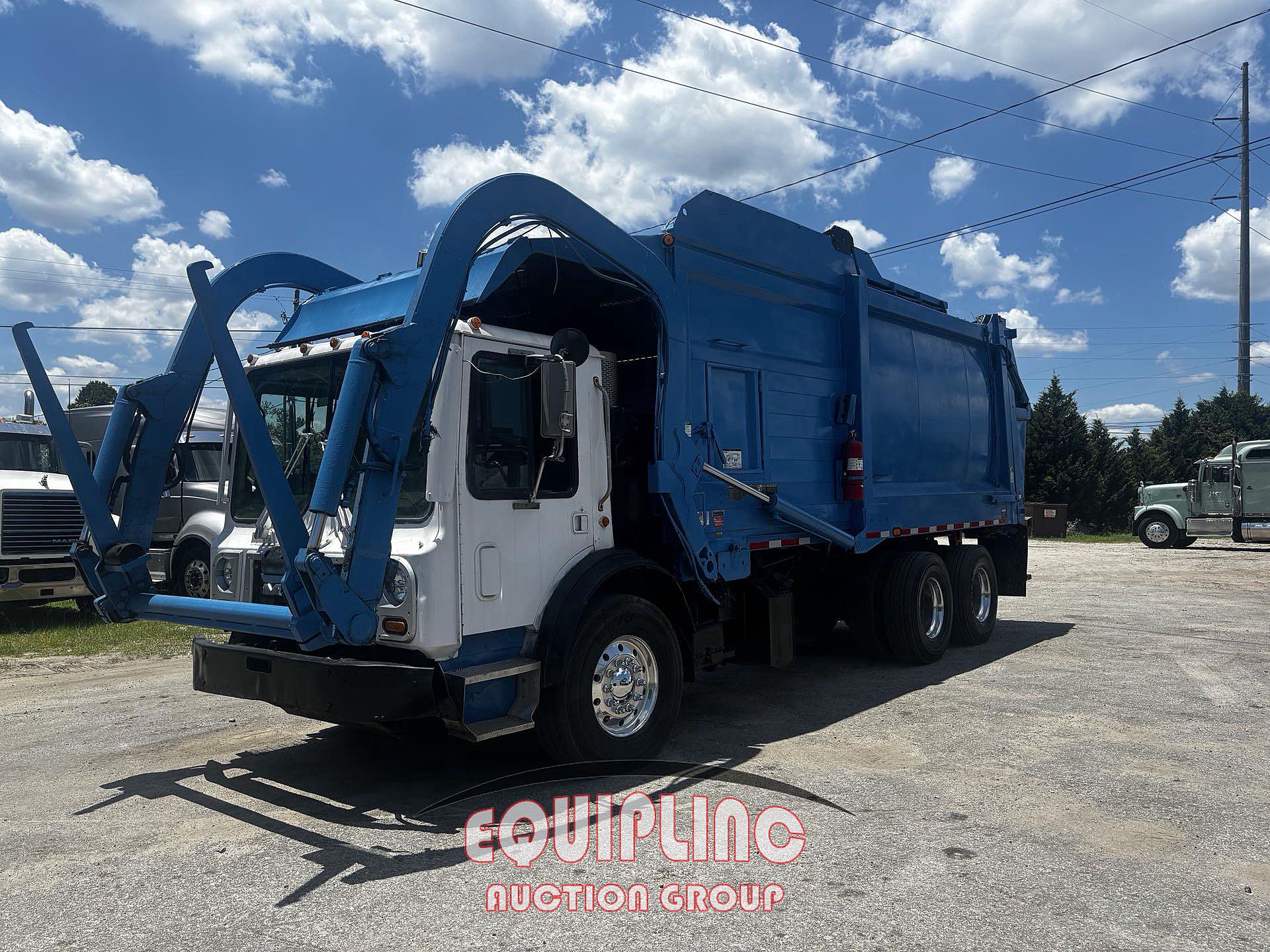 2012 Mack MRU613 For Sale | Front Loader | #CEH009575