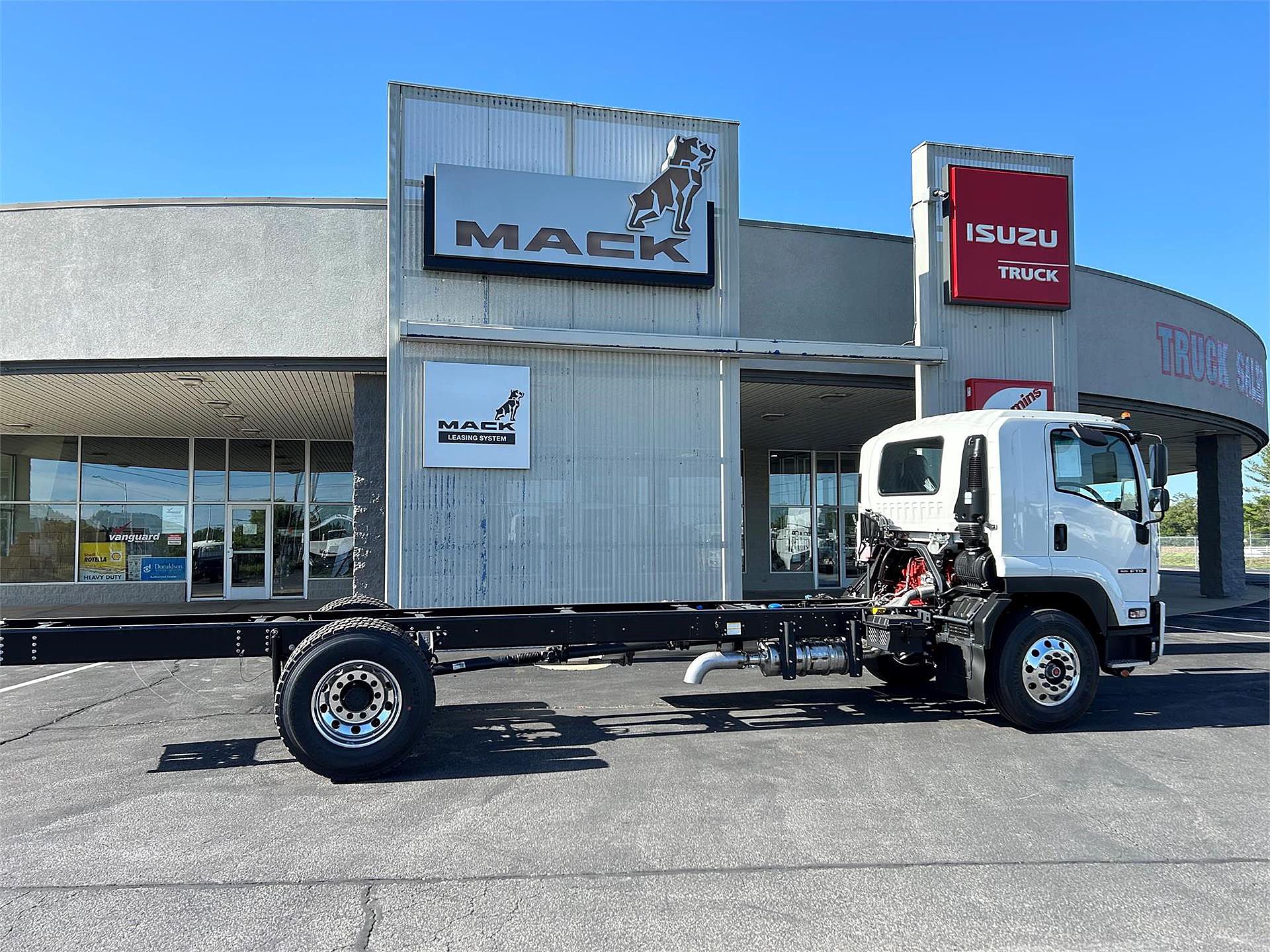 2025 Isuzu FTR For Sale | Cargo Van | #1215476