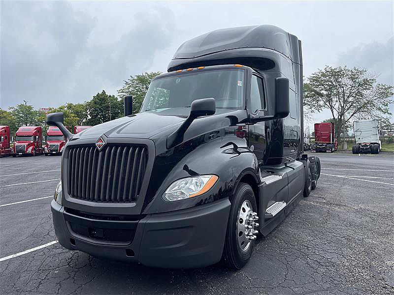 2021 International LT625 (For Sale) | 73" Sleeper | #265426
