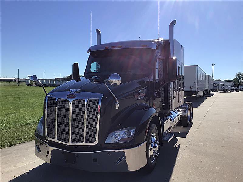 2019 Peterbilt 579 For Sale | 76" Sleeper | #265418