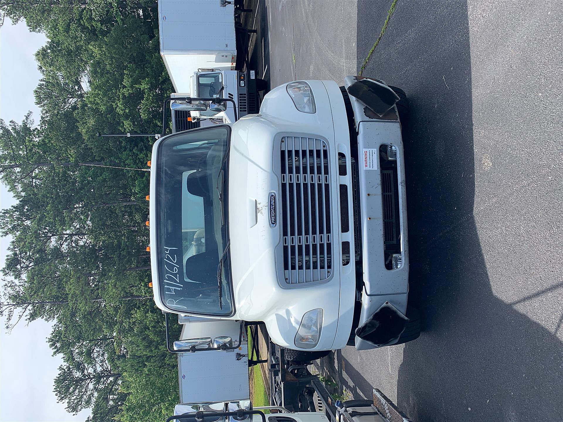 2014 Freightliner M2 106 (For Sale) | Day Cab | #324595